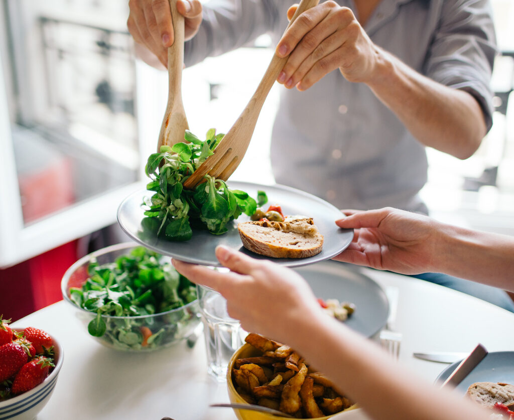 Meet to Eat – Insights Magazine